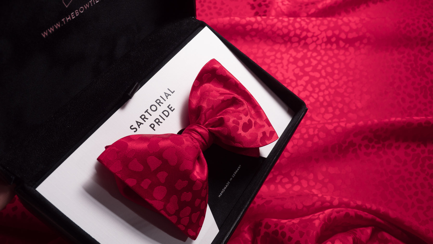 Luxury Bow Ties - When You Wish To Celebrate In Style!